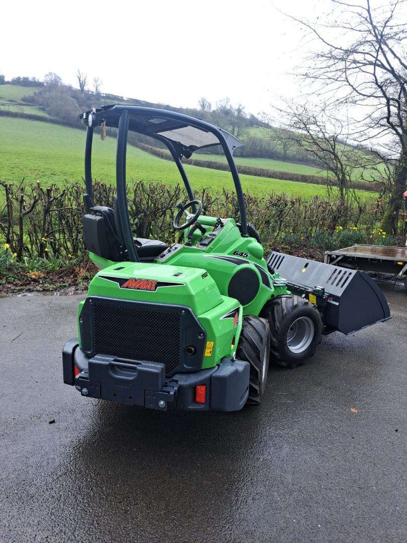 Clearance | Davies Implements